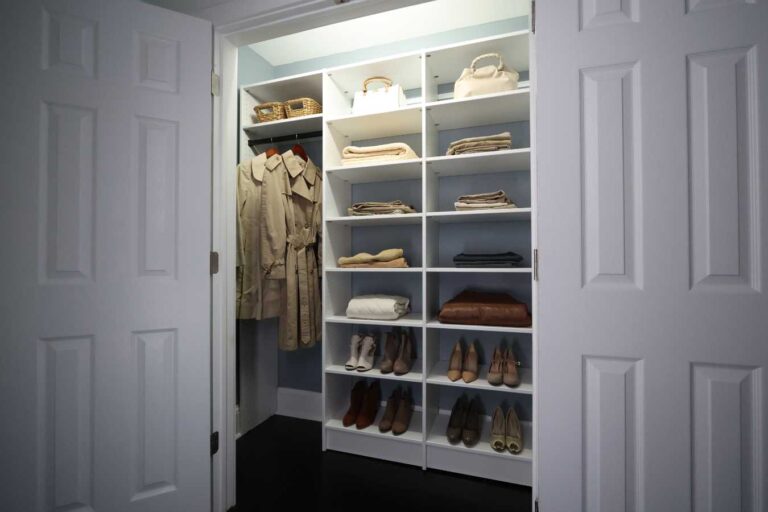 Custom Closet Systems: Top-Quality Storage Solutions by Renuity