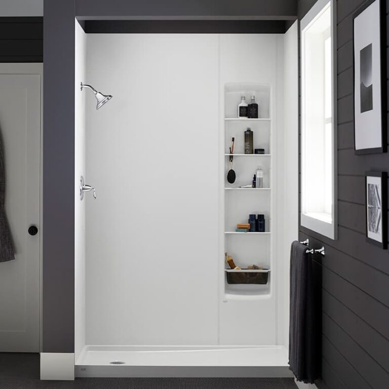Designing a Shower Without Doors: Benefits of Doorless Showers
